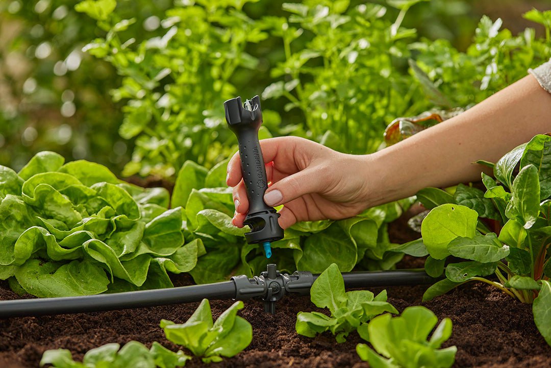 Gardena Tee Joint for Spray Nozzles 13mm (5 Pack) - 13206 — Easy Garden ...