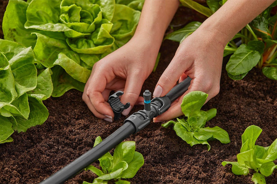 Gardena Tee Joint for Spray Nozzles 13mm (5 Pack) - 13206 — Easy Garden ...
