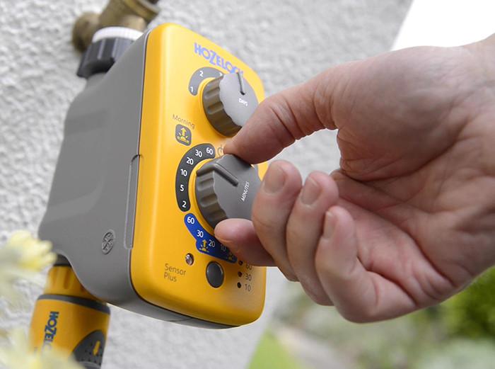 Hozelock Water Timer Buyer’s Guide | Easy Garden Irrigation