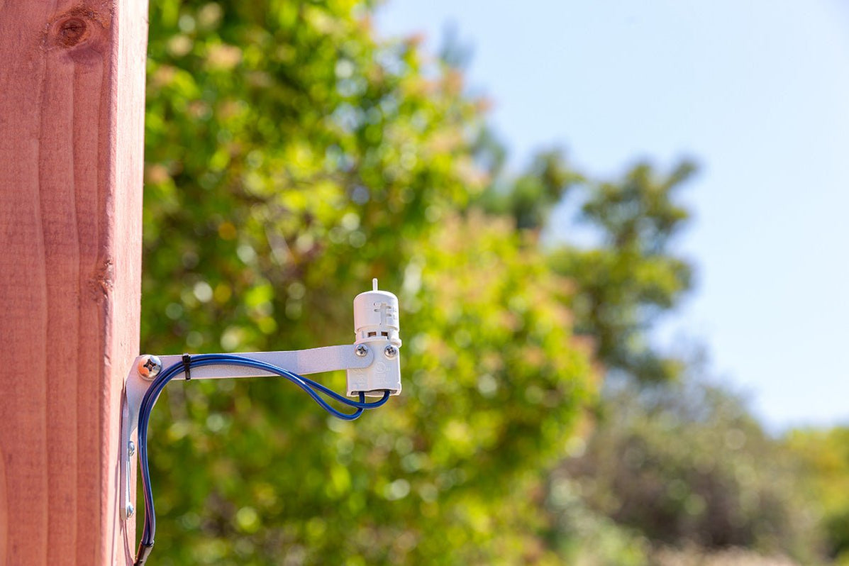 Hunter Mini-Clik Rain Sensor w/ Mounting Arm — Easy Garden Irrigation
